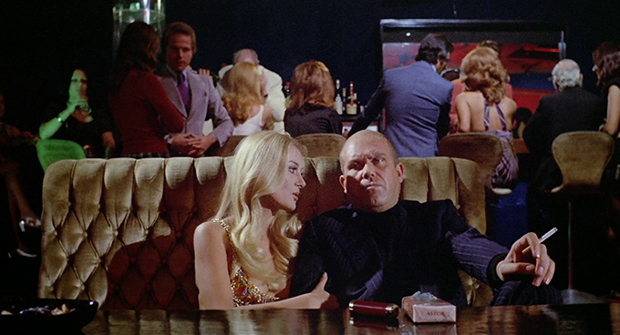 Caliber 9 | Movie Smoke Database